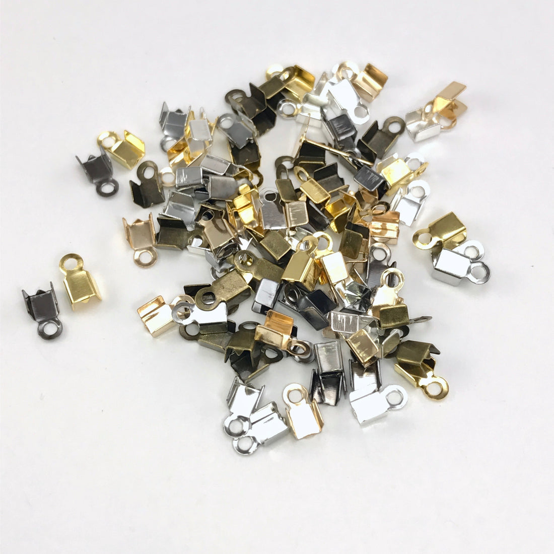 Mixed Metal Colour Cord End Crimp Clasps, 4mm - 100 Pack – Easy Crafts